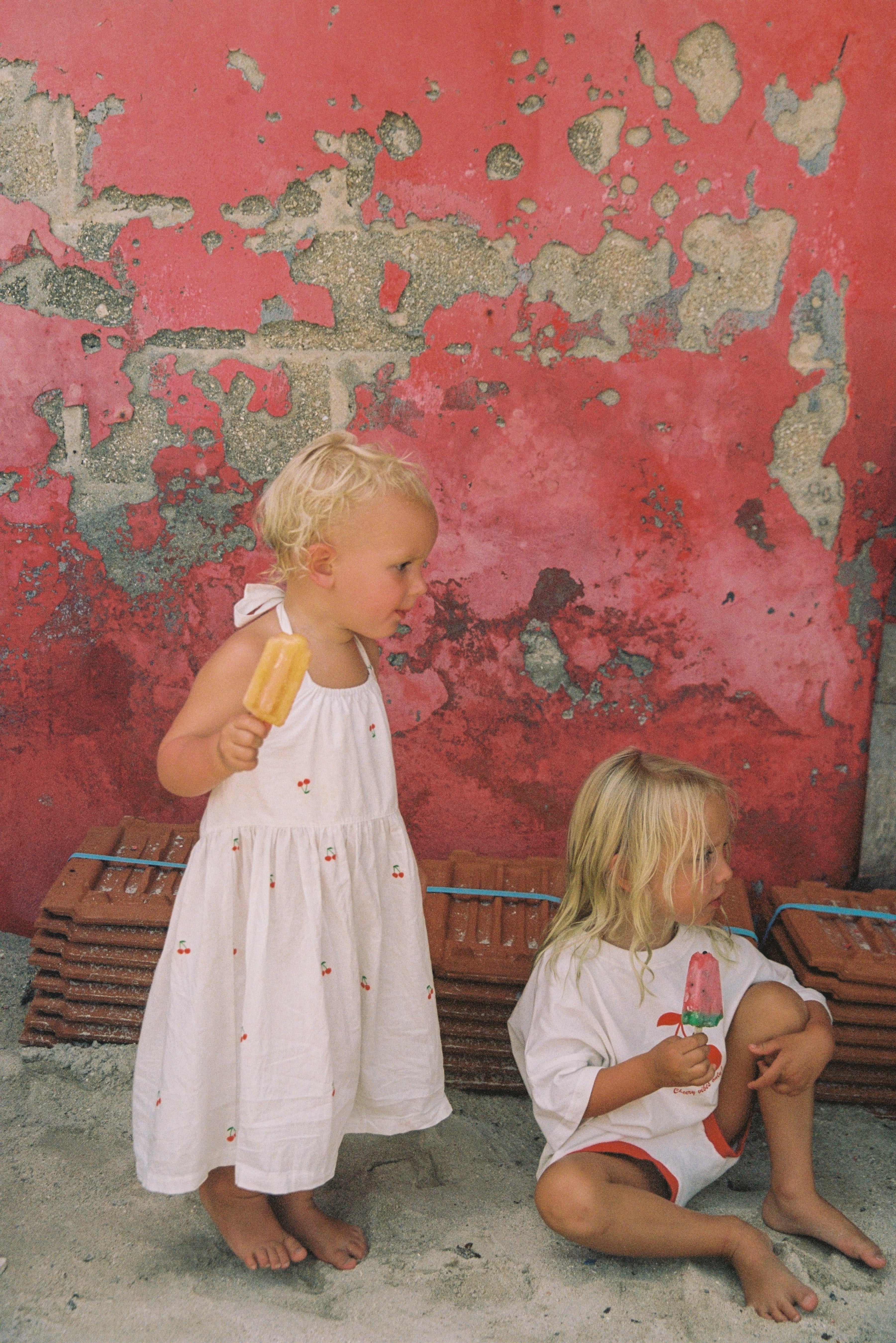 TINY TROVE X EMILY YATES – Tiny Trove